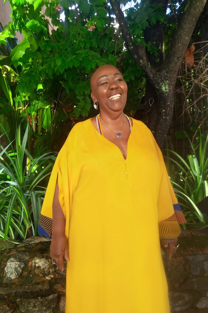 Cantora Virgínia Rodrigues apresenta seu novo disco, "Cada Voz É Uma ...