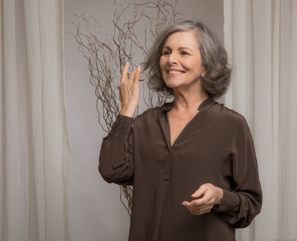 Irene Ravache volta ao Teatro Renaissance com a premiada Alma Despejada ...