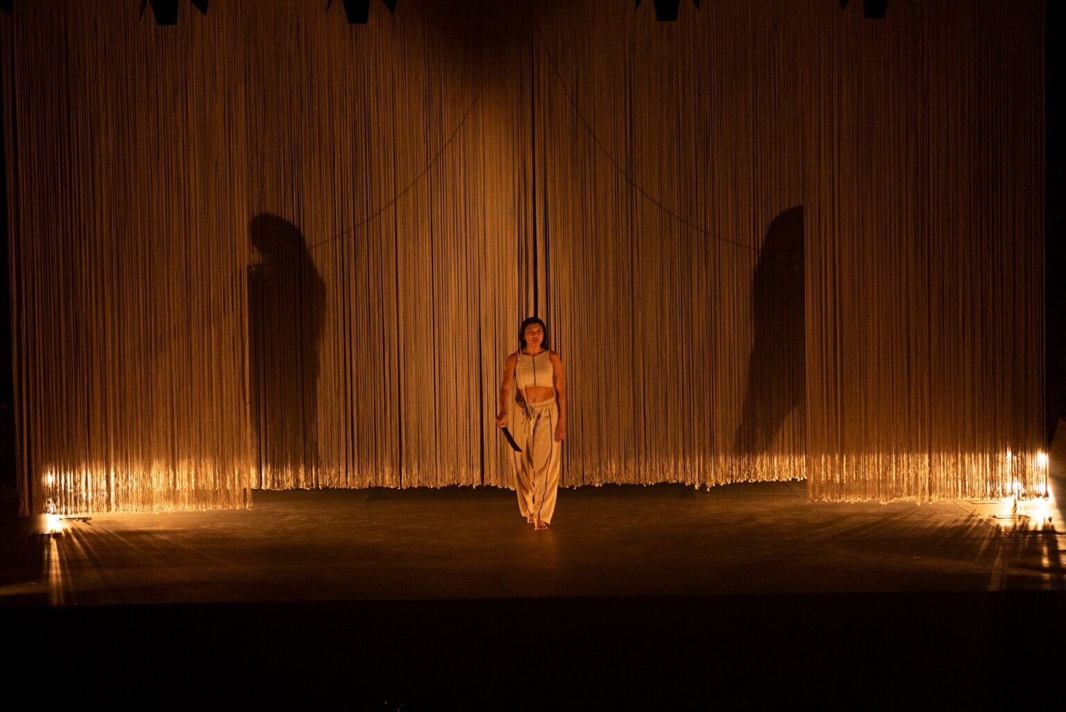 Sucesso de crítica, solo Azira’i, interpretado pela atriz indígena Zahy ...